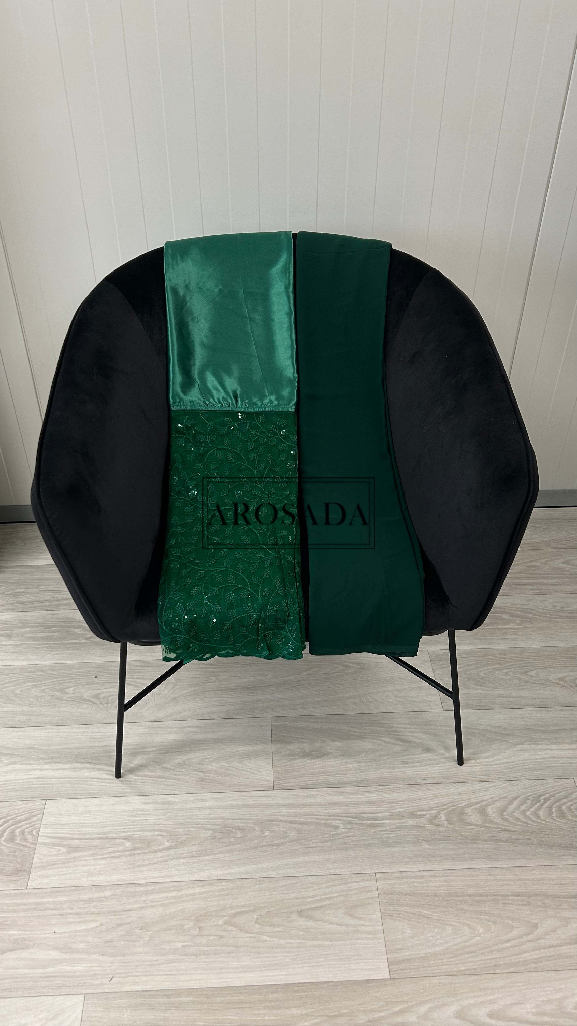 Garbasaar & Gorgorad Emerald green – Arosada